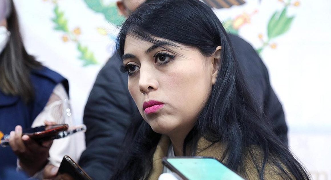 Diputada Nallely Vargas evita hablar sobre pleito con exasesores ...